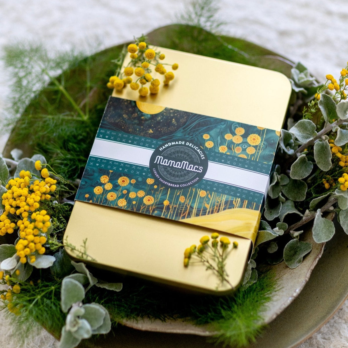 Luxury Shortbread Collection Green Tin | Mamamac's – Mamamacs